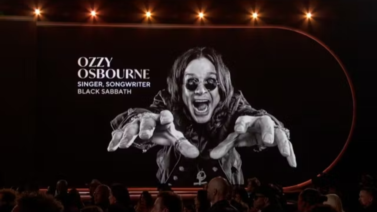 Ozzy Osbourne : La vidéo officielle de son hommage sur scène aux Grammy ...