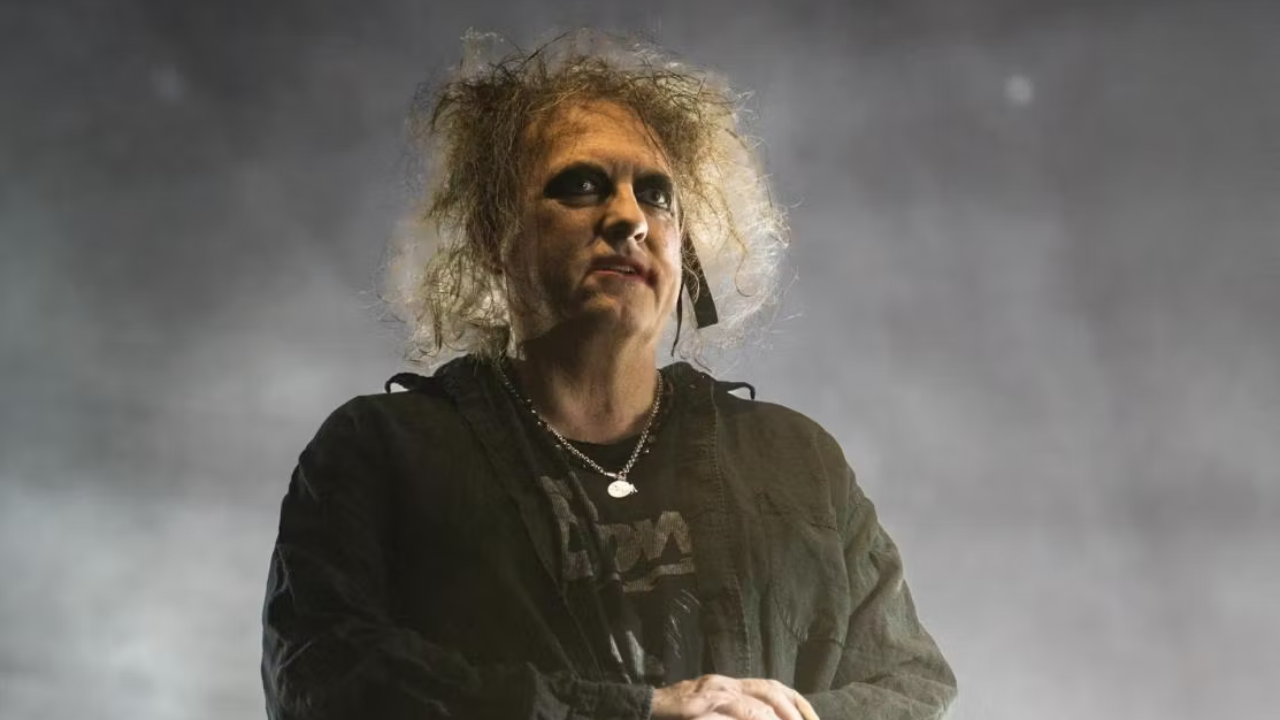 Robert Smith (The Cure) : « Le nouvel album est prêt et nous en avons ...