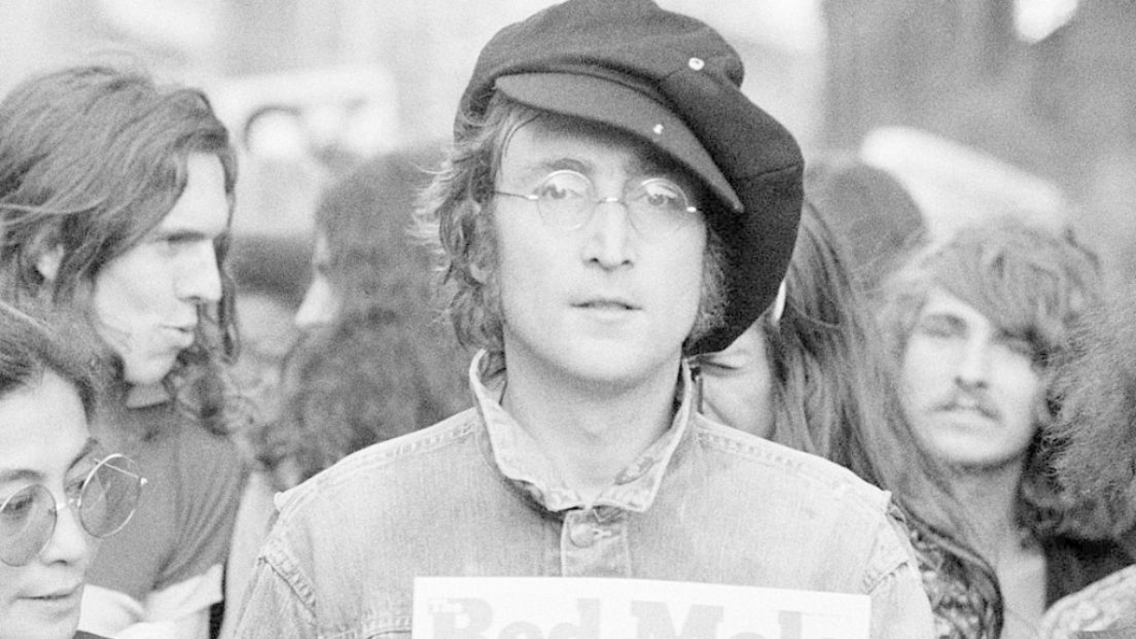 The Beatles : Le vrai sens du morceau "Imagine" écrit par le génie de John Lennon